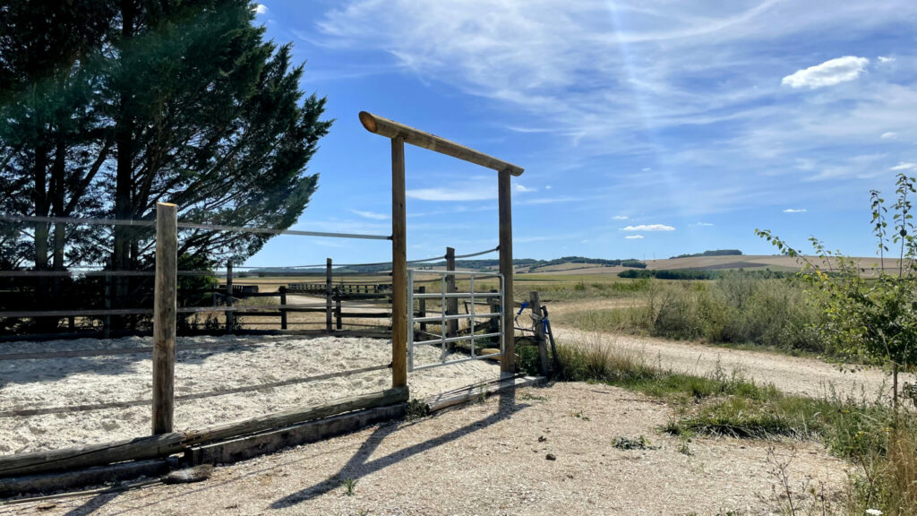 Adelite_Les installations – Chevaux du Corval, Elevage de Chevaux de ...